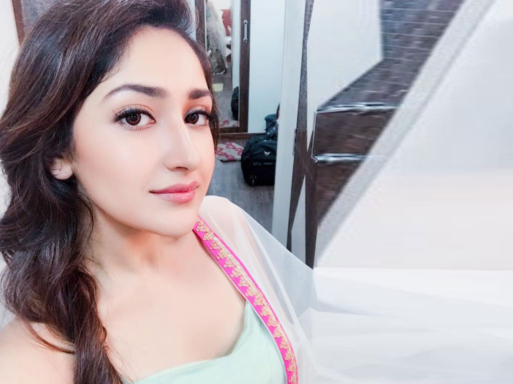 Sayyeshaa Saigal HQ Wallpapers | Sayyeshaa Saigal Wallpapers - 41811 ...
