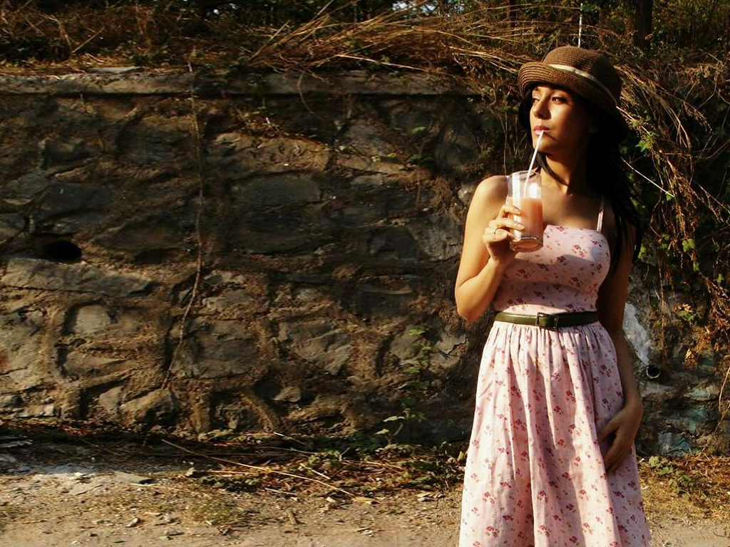 Amrita Rao HQ Wallpapers | Amrita Rao Wallpapers - 43114 - Oneindia ...