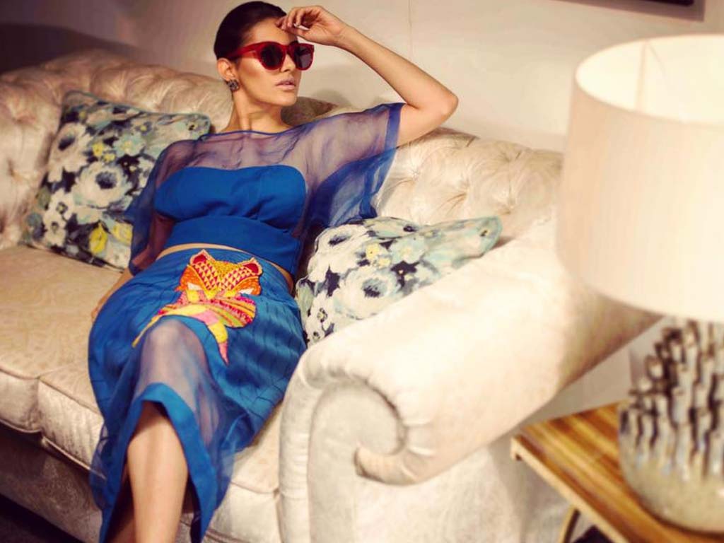 Amyra Dastur HQ Wallpapers | Amyra Dastur Wallpapers - 44246 - Oneindia ...