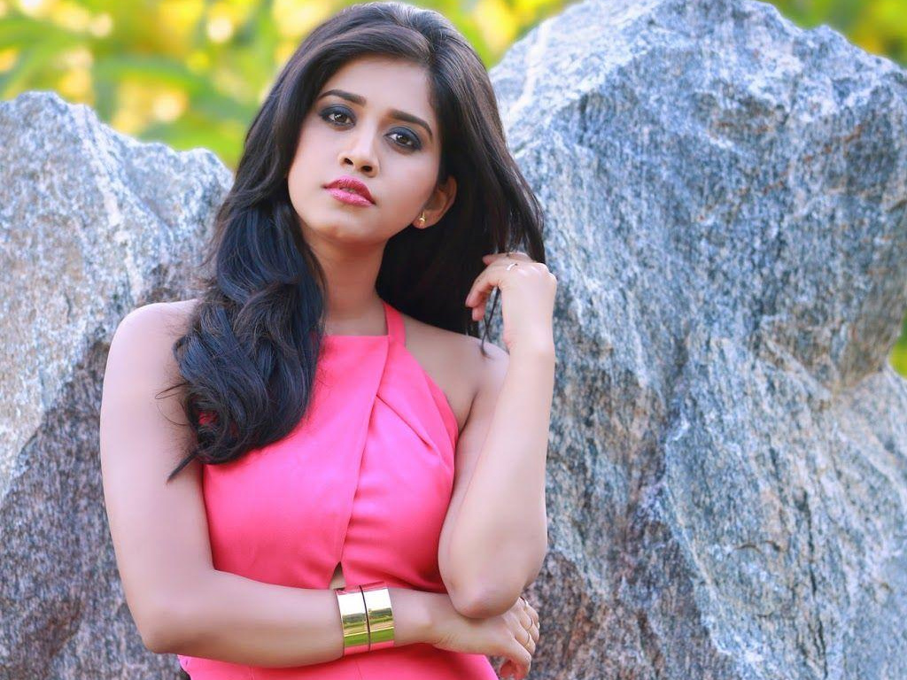Nabha Natesh HQ Wallpapers | Nabha Natesh Wallpapers - 44823 - Oneindia ...