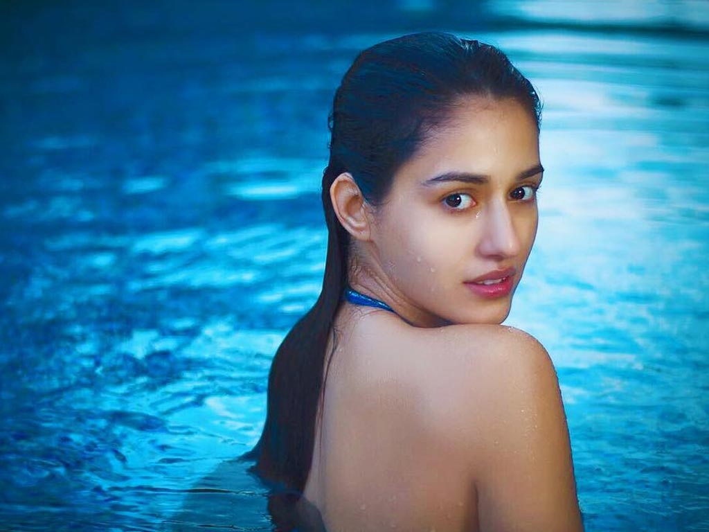 Disha Patani HQ Wallpapers | Disha Patani Wallpapers - 46576 - Oneindia ...
