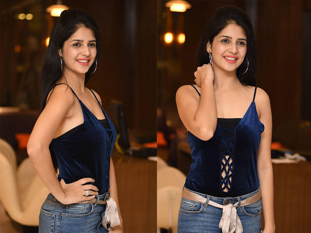 Kashish Vohra HQ Wallpapers | Kashish Vohra Wallpapers - 47613 ...