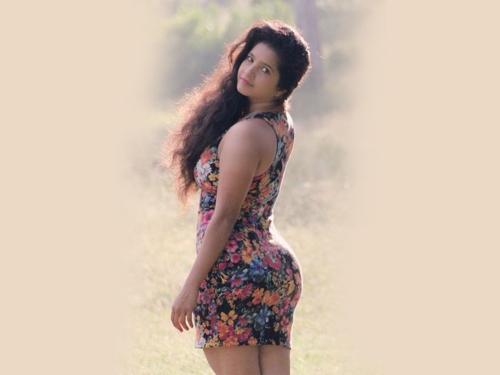 Shubha Poonja HQ Wallpapers | Shubha Poonja Wallpapers - 47623 ...