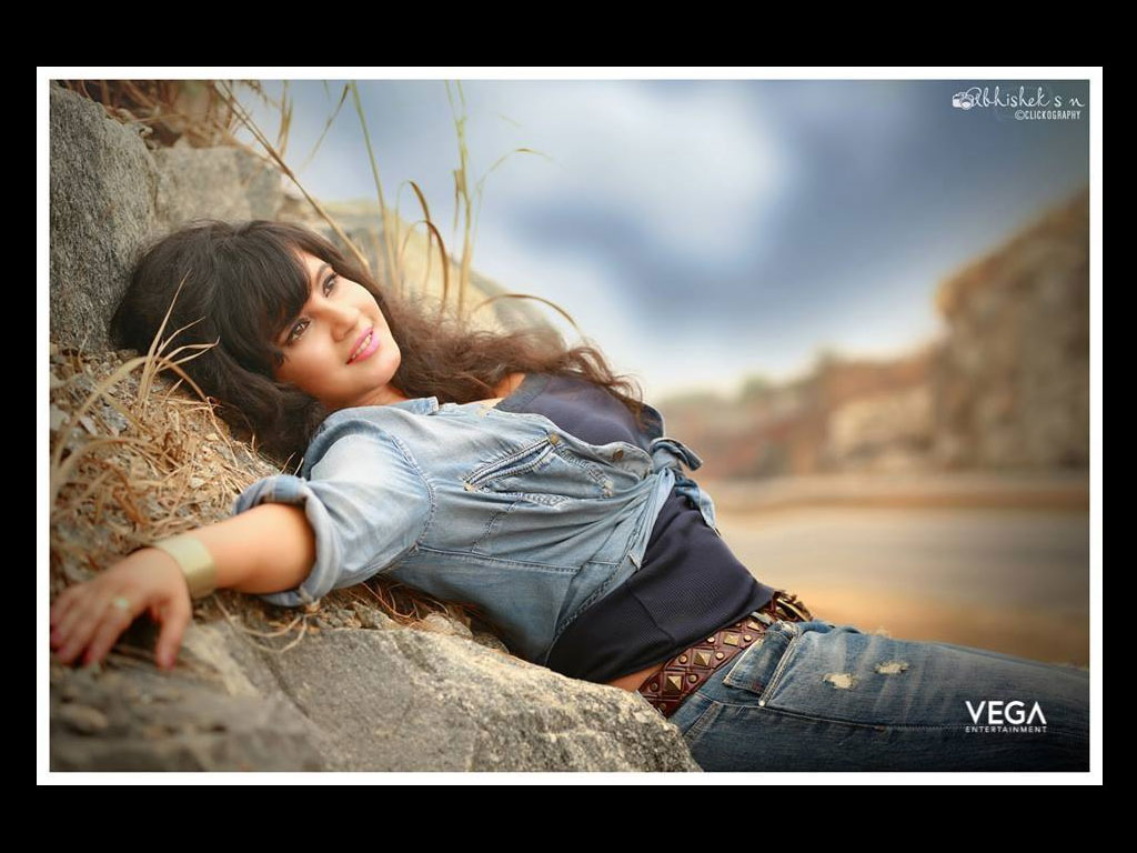 Shubha Poonja HQ Wallpapers | Shubha Poonja Wallpapers - 47632 ...