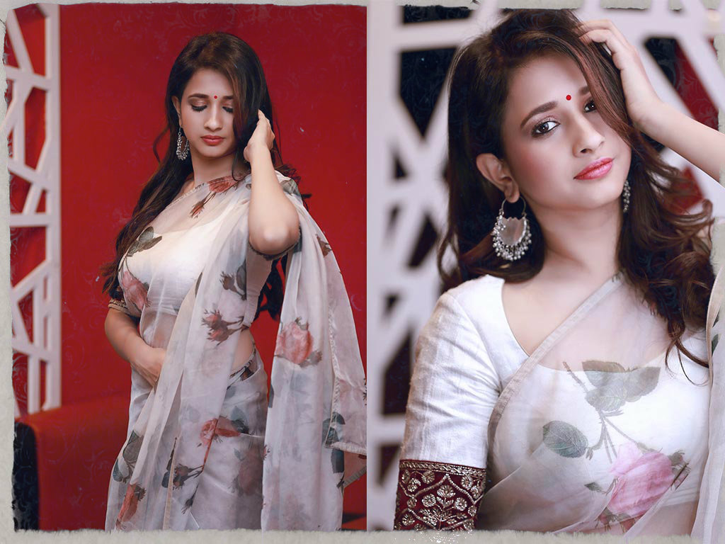 Manvitha Harish HQ Wallpapers | Manvitha Harish Wallpapers - 50654 - Oneindia Wallpapers