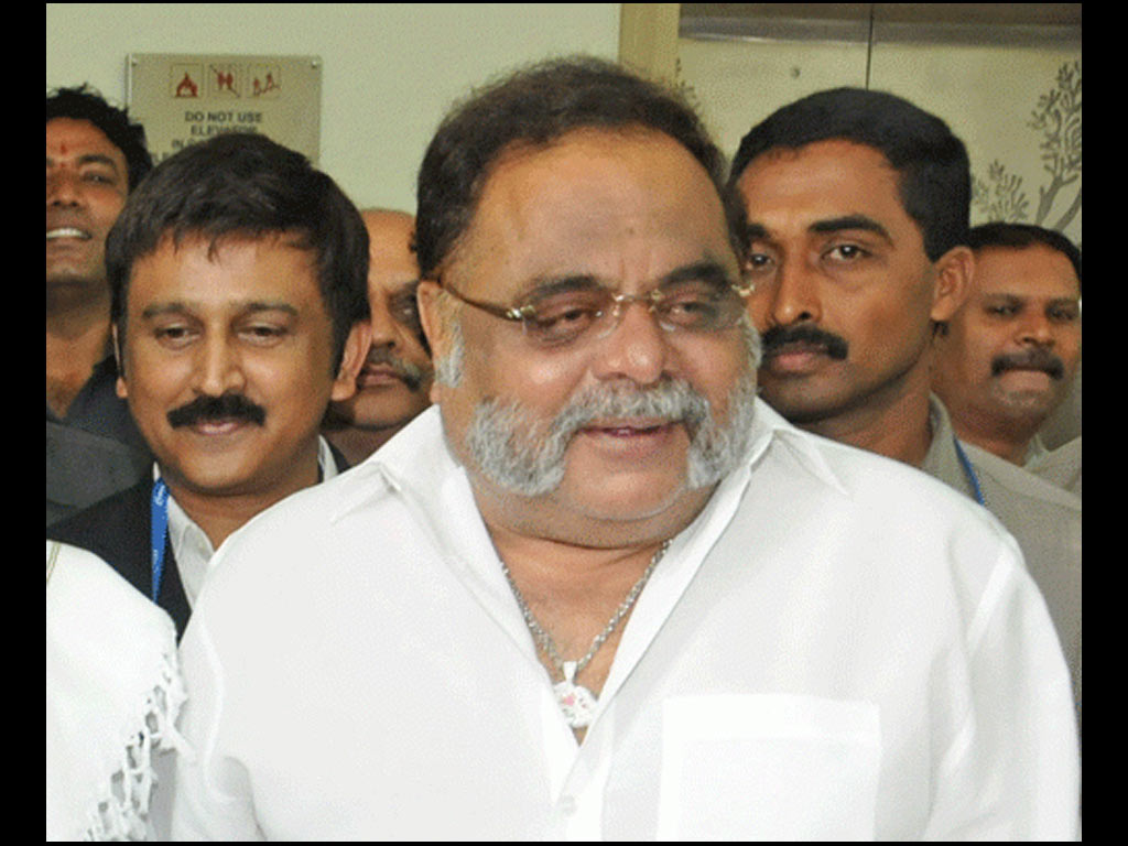 Ambareesh HQ Wallpapers | Ambareesh Wallpapers - 51501 - Oneindia ...