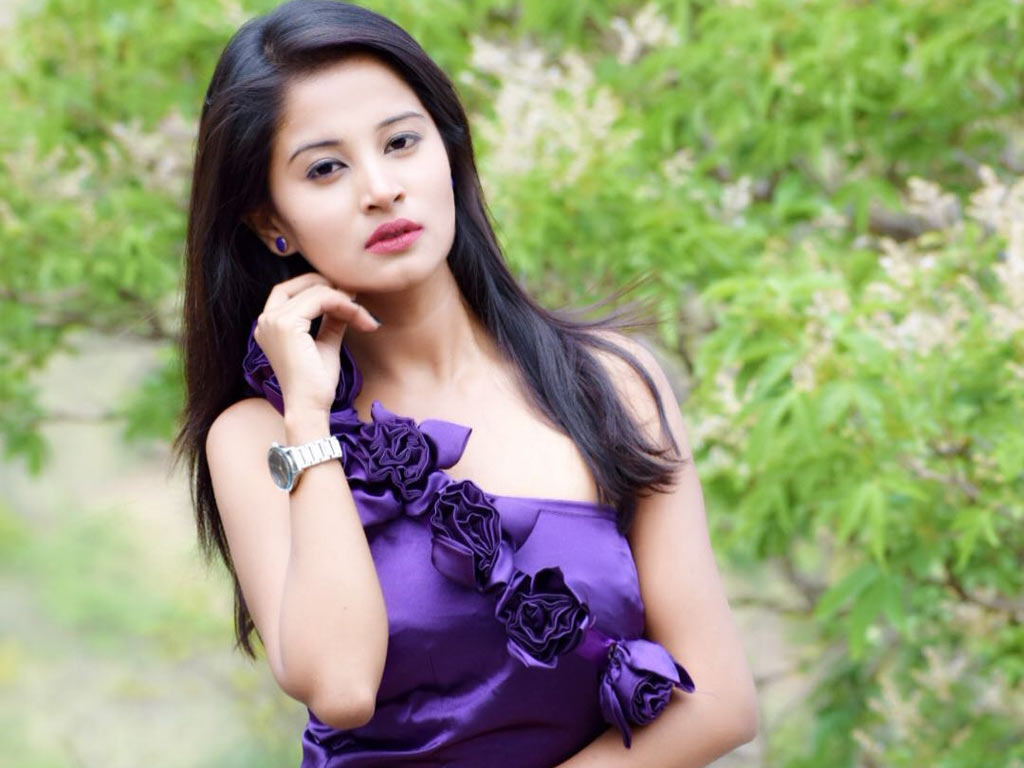 Anusha Rai HQ Wallpapers | Anusha Rai Wallpapers - 50901 - Oneindia Wallpapers