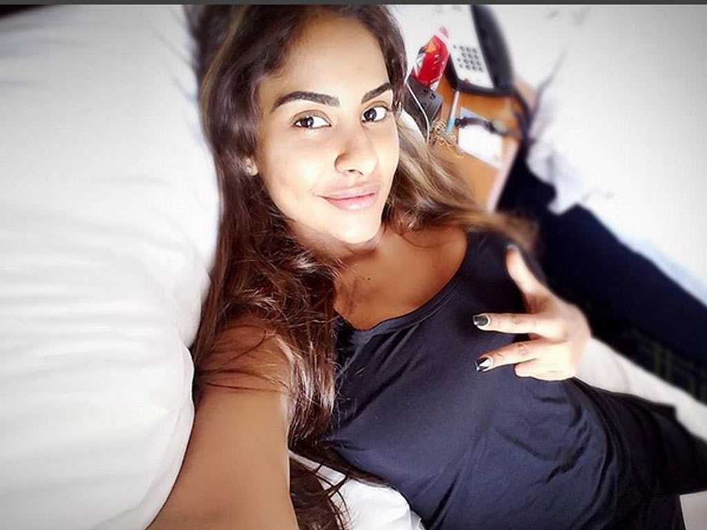 Sri Reddy HQ Wallpapers | Sri Reddy Wallpapers - 50928 - Oneindia ...