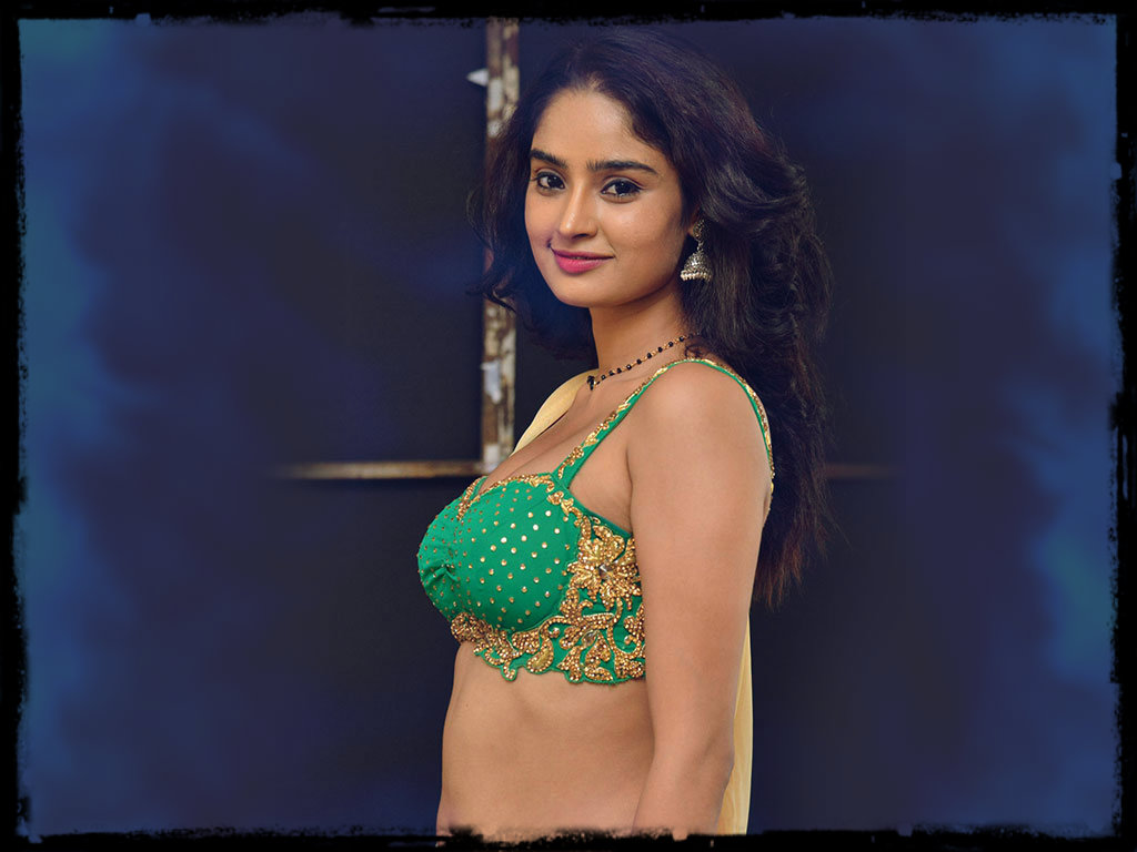 Nikitha Pawer HQ Wallpapers | Nikitha Pawer Wallpapers - 52150 - Oneindia Wallpapers