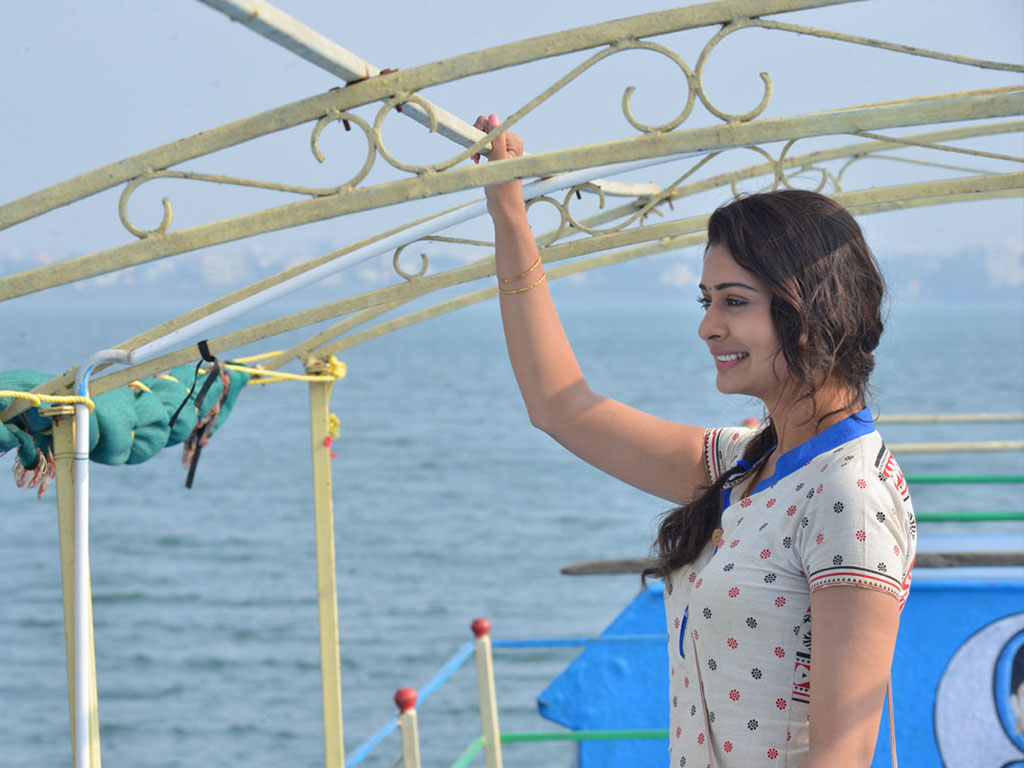 Payal Rajput HQ Wallpapers | Payal Rajput Wallpapers - 52919 - Oneindia ...