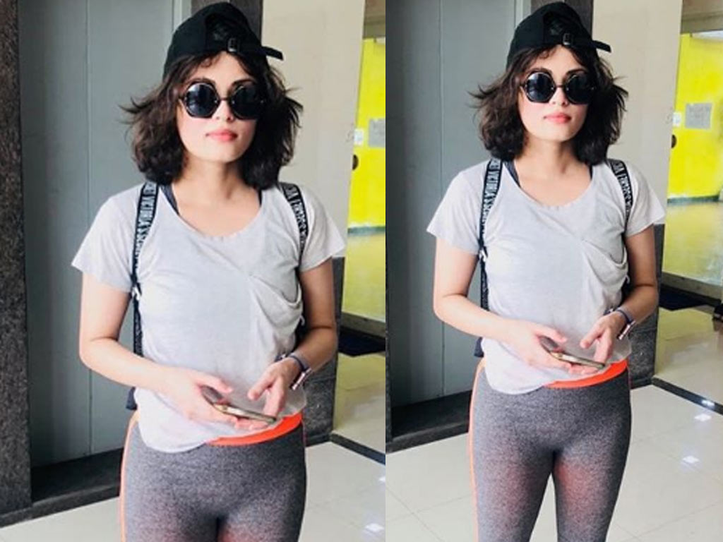 Sneha Ullal HQ Wallpapers | Sneha Ullal Wallpapers - 41497 - Oneindia ...