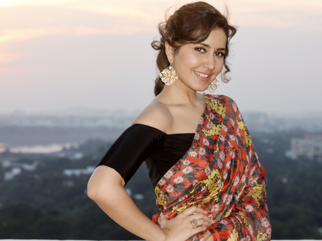 Rashi Khanna HQ Wallpapers | Rashi Khanna Wallpapers - 55388 - Oneindia ...