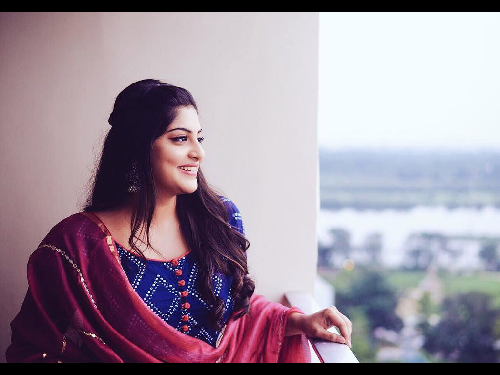 Manjima Mohan HQ Wallpapers | Manjima Mohan Wallpapers - 55760 ...