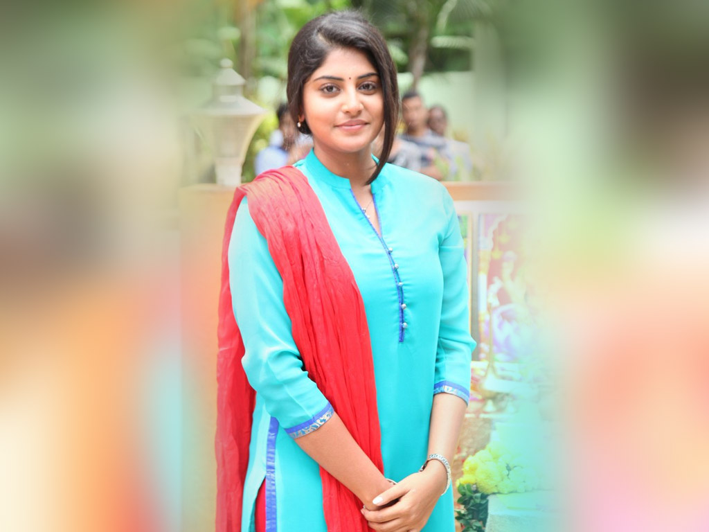 Manjima Mohan HQ Wallpapers | Manjima Mohan Wallpapers - 55749 ...