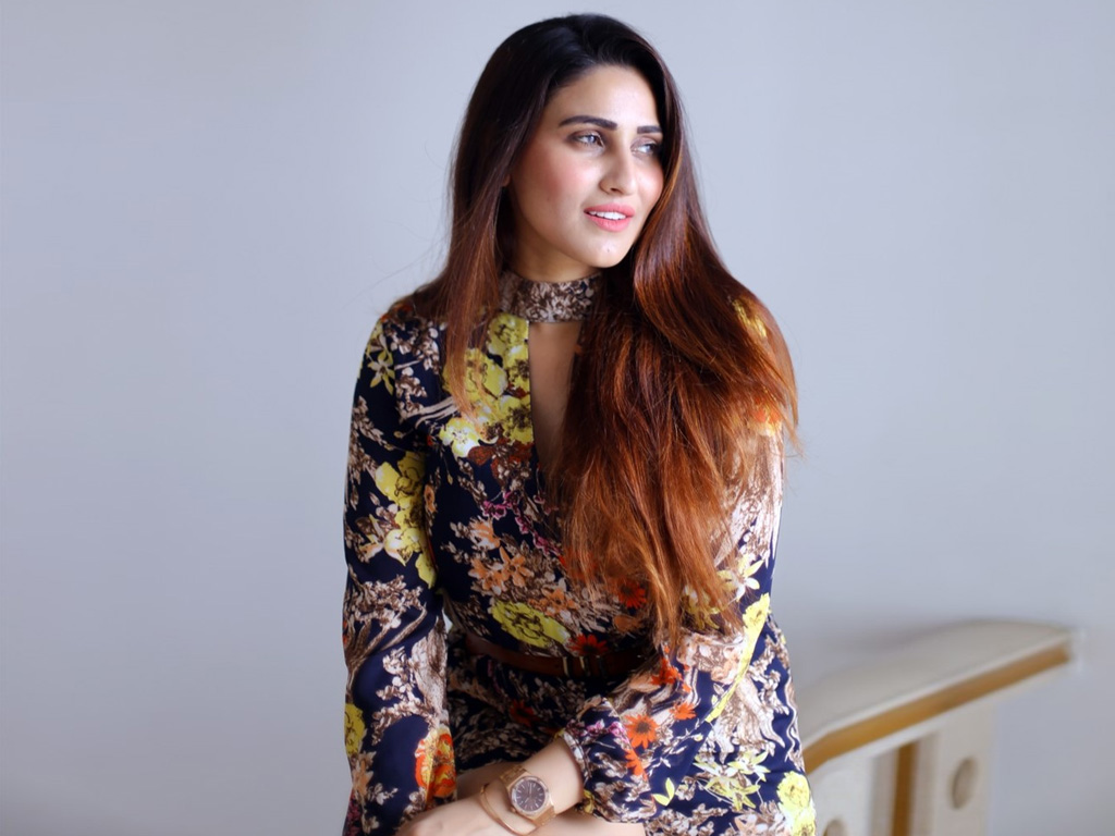 Inayat HQ Wallpapers | Inayat Wallpapers - 57309 - Oneindia Wallpapers