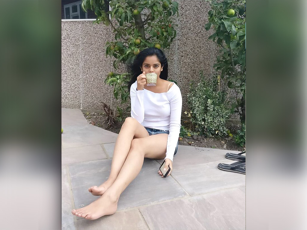 Riddhi Kumar HQ Wallpapers | Riddhi Kumar Wallpapers - 56764 - Oneindia ...