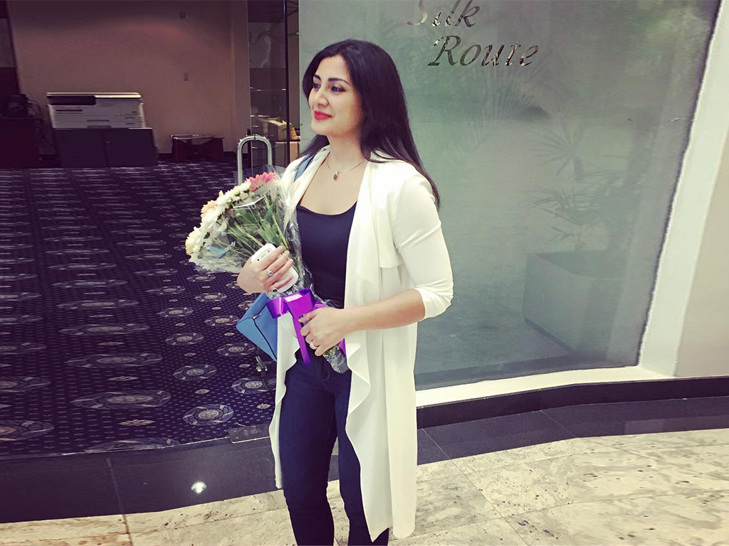 Rimi Sen HQ Wallpapers | Rimi Sen Wallpapers - 56502 - Oneindia Wallpapers