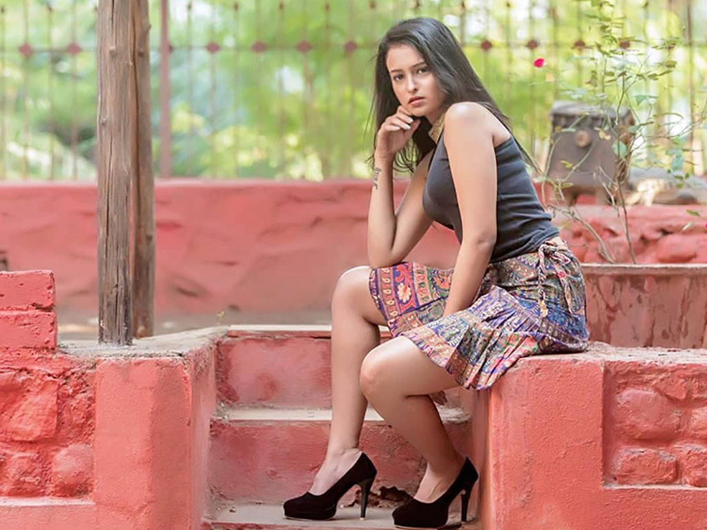 Tanvi Patil HQ Wallpapers | Tanvi Patil Wallpapers - 56776 - Oneindia Wallpapers