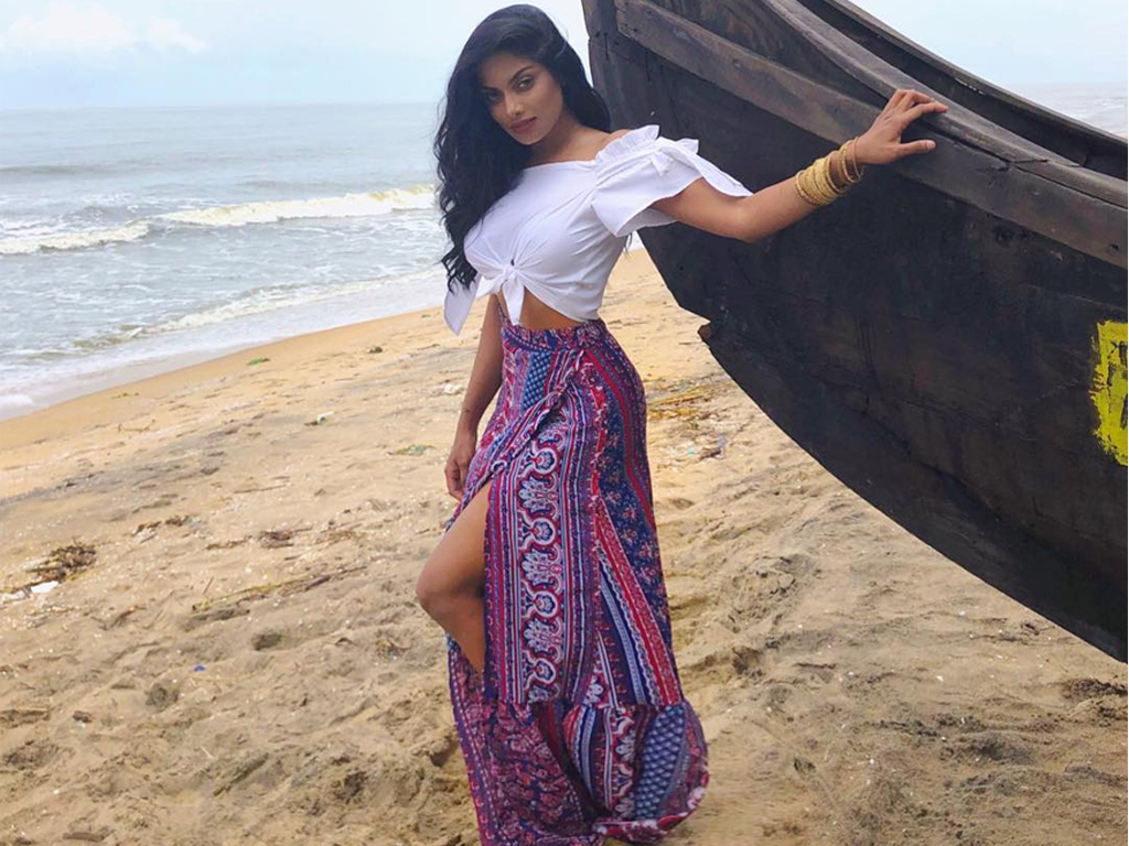 Chandrika Ravi HQ Wallpapers | Chandrika Ravi Wallpapers - 57698 ...