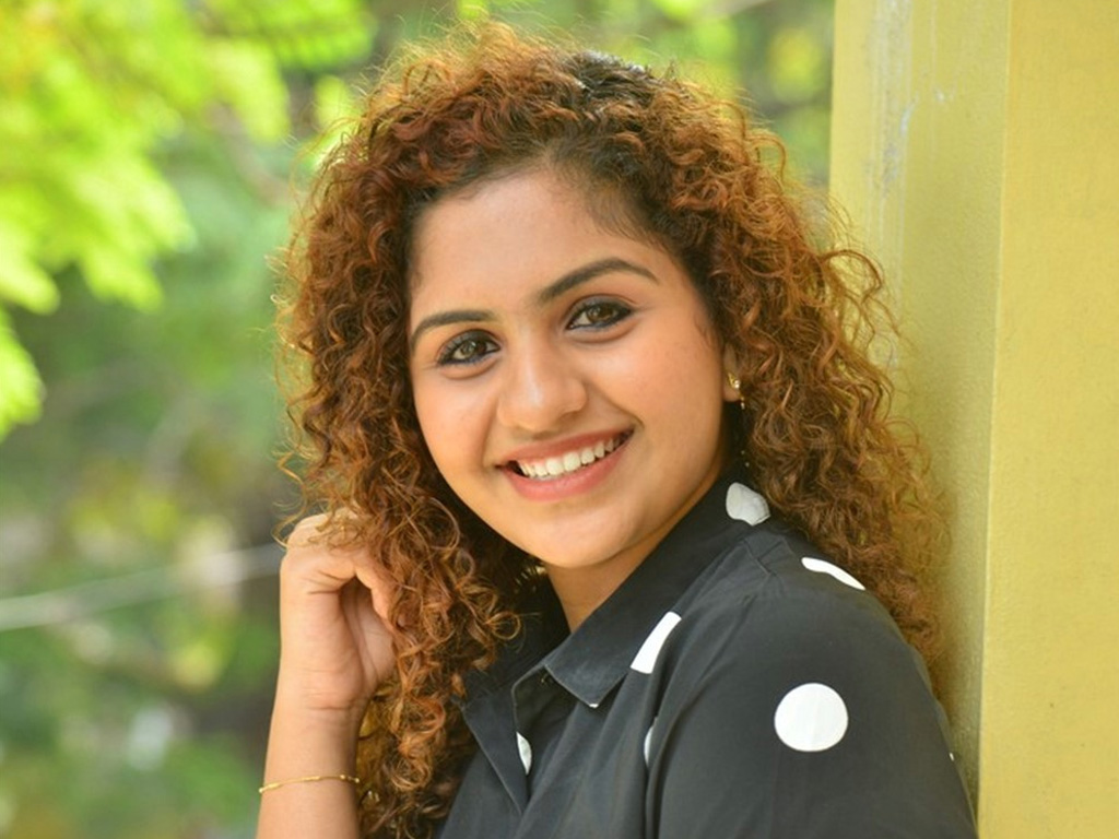 Noorin Shereef HQ Wallpapers | Noorin Shereef Wallpapers - 59253 ...