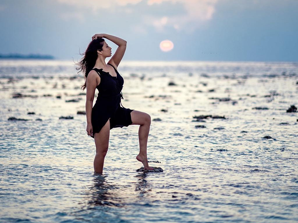 Sameea Bangera HQ Wallpapers | Sameea Bangera Wallpapers - 58384 - Oneindia Wallpapers