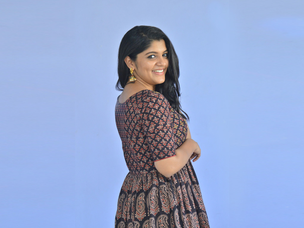 Aparna Balamurali HQ Wallpapers | Aparna Balamurali Wallpapers - 59350 ...