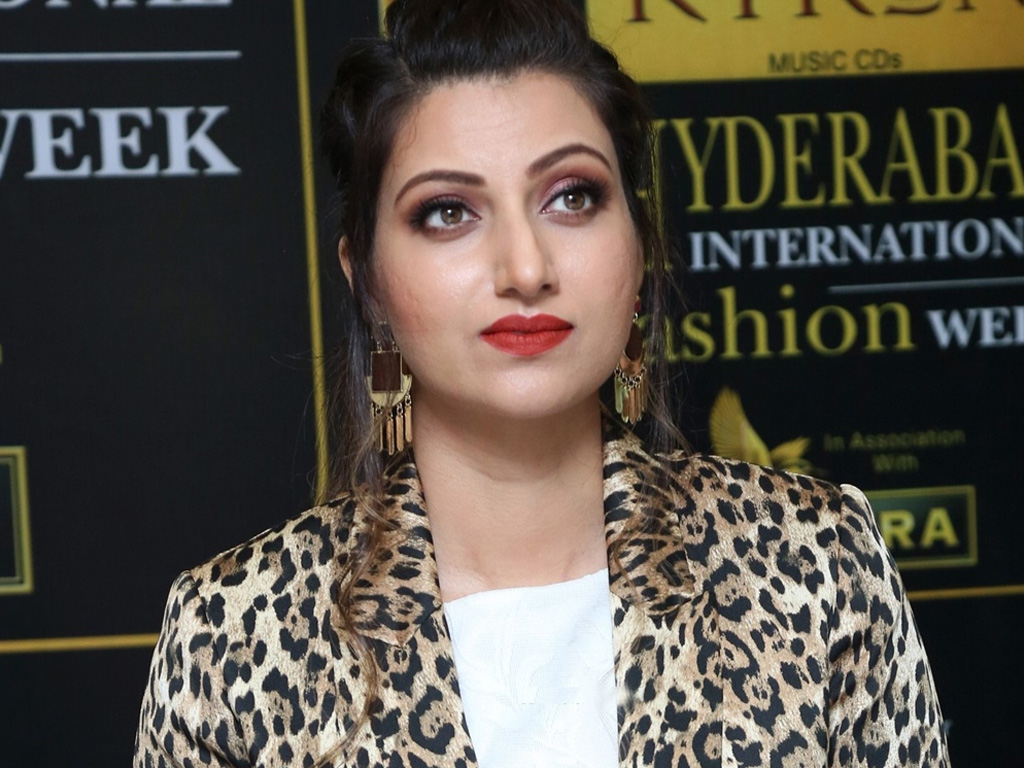 Hamsa Nandini Hq Wallpapers Hamsa Nandini Wallpapers 59299