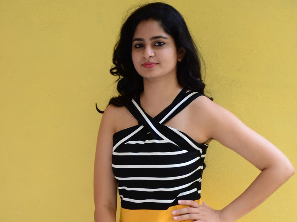 Poorvi Takkara HQ Wallpapers | Poorvi Takkara Wallpapers - 59764 ...