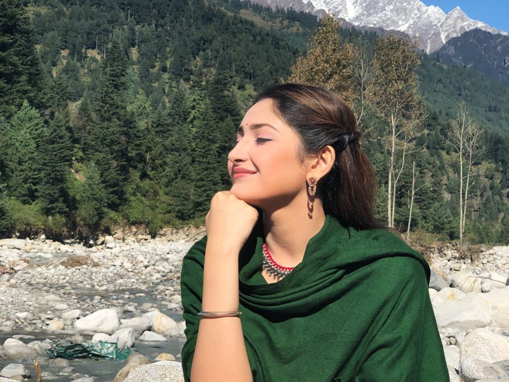 Sayyeshaa Saigal HQ Wallpapers | Sayyeshaa Saigal Wallpapers - 59571 ...