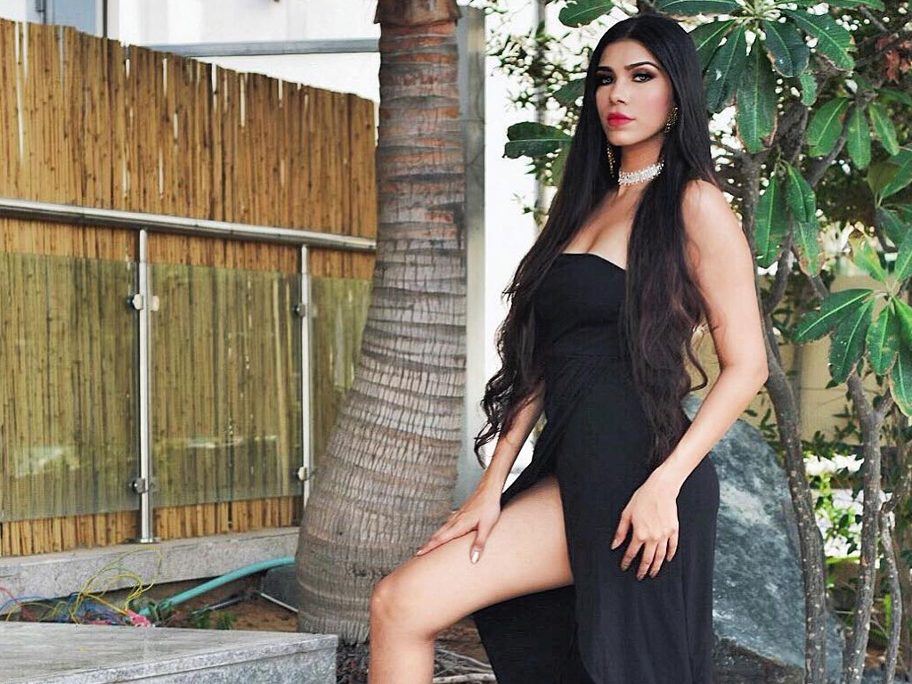 Gauri Mehta HQ Wallpapers | Gauri Mehta Wallpapers - 60290 - Oneindia ...