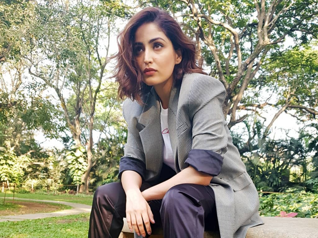 Yami Gautam HQ Wallpapers | Yami Gautam Wallpapers - 60298 - Oneindia ...